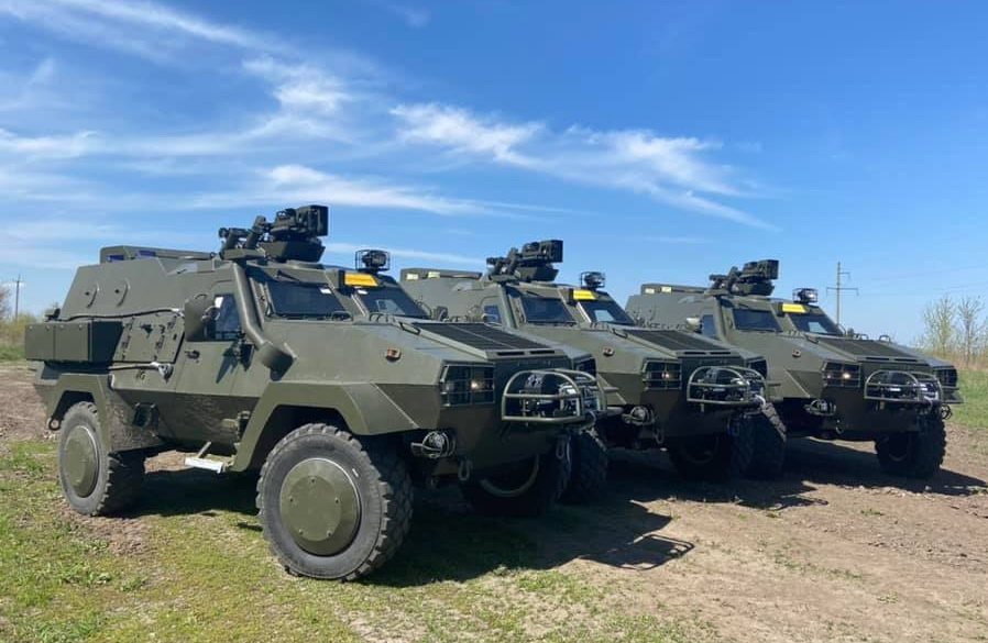 Українські розвідники отримали 30 модернізованих бронетранспортерів ...