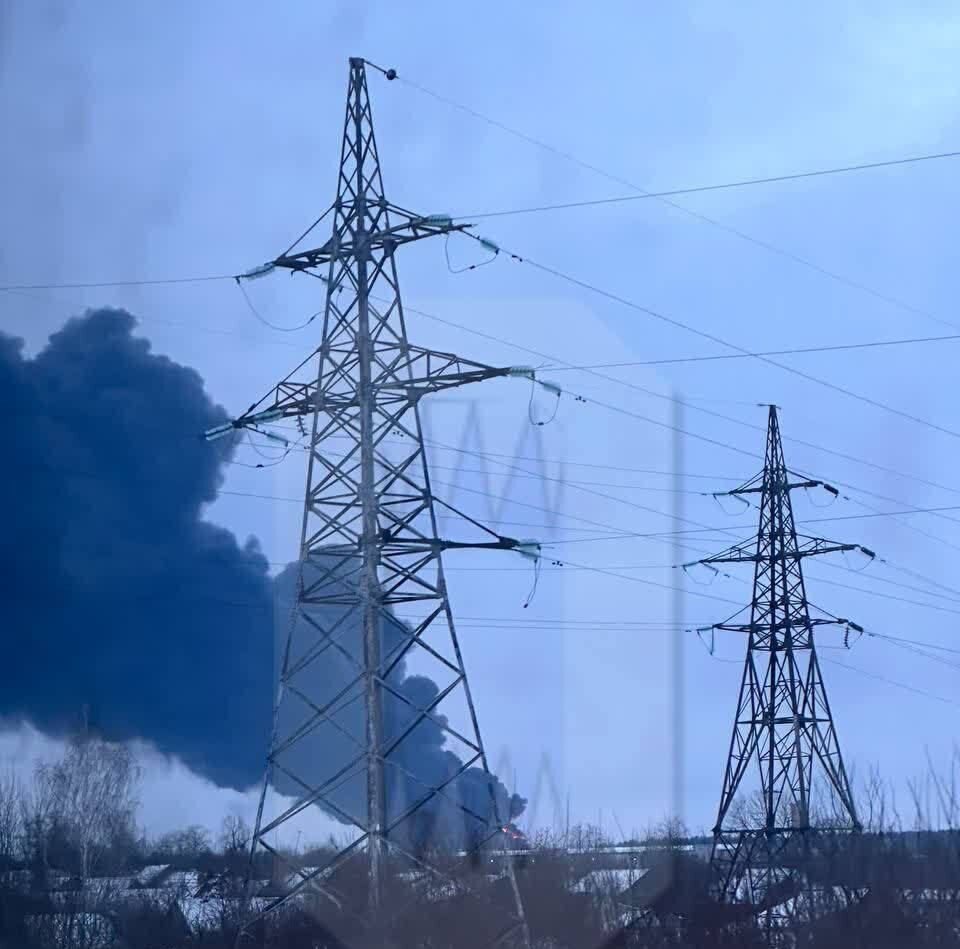 На Росії дрон атакував нафтобазу в Клинцях ФОТО ВІДЕО Хронікерс